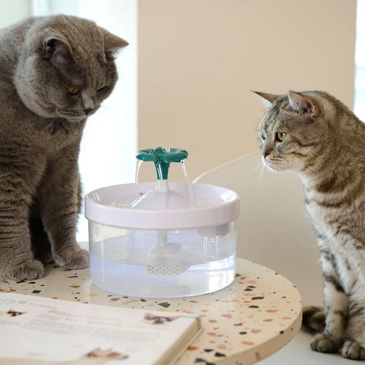 Custom Cat Water Fountain and Pet Drinking Water Feeder